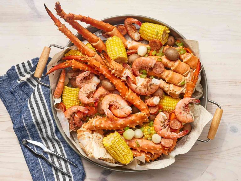 How To Make The Perfect Crab Boil For Any Gathering - AllSpice Blog