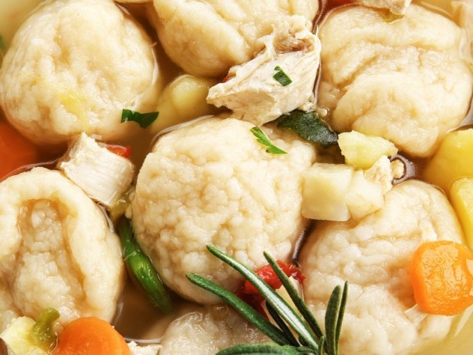 Bellini Recipe: A Delightful Sparkling Cocktail - AllSpice Blog